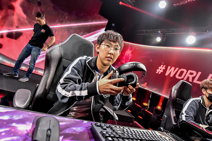 LoL : Imp quitte LGD-Gaming - LPL S8 - Breakflip